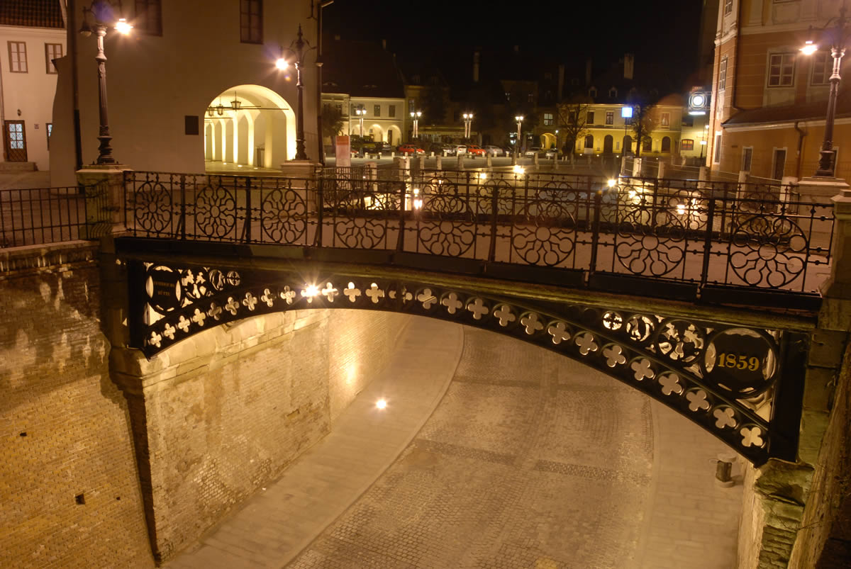 De luni nu se mai poate circula pe Podul Minciunilor. Vezi care este ...